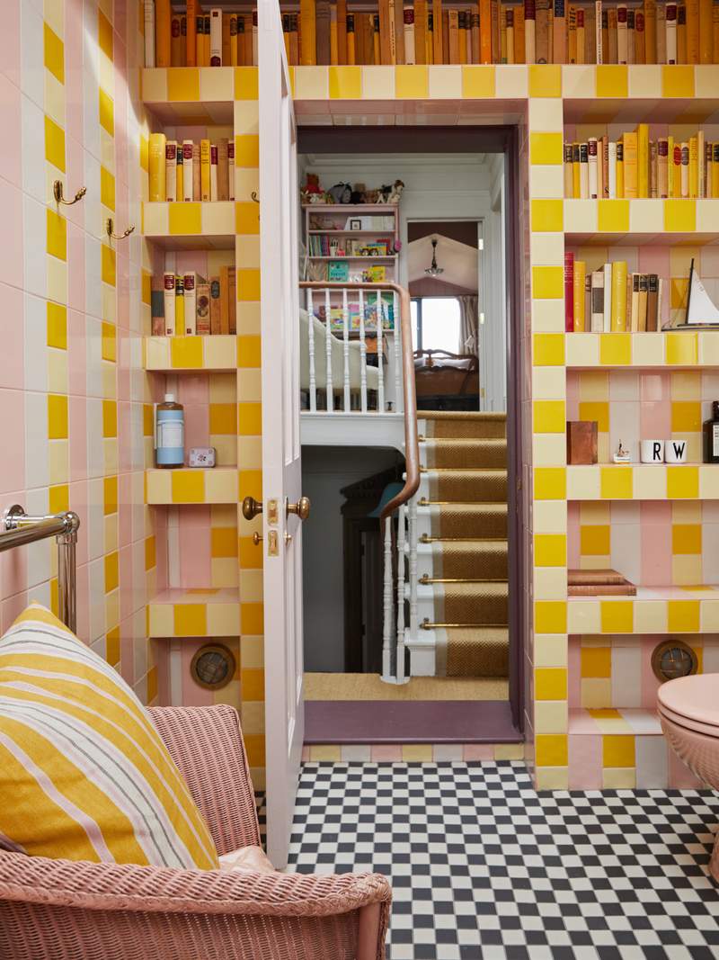 NET-A-PORTER | The home of Fashion and Beauty luxury shopping