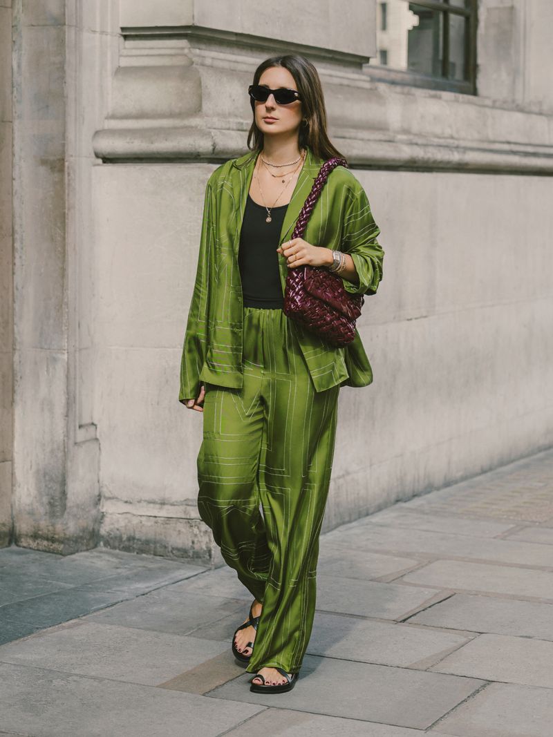 NET-A-PORTER | Luxury Fashion, Beauty & Lifestyle for Women