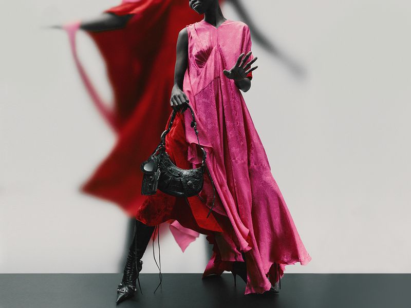 NET-A-PORTER | The home of Fashion and Beauty luxury shopping