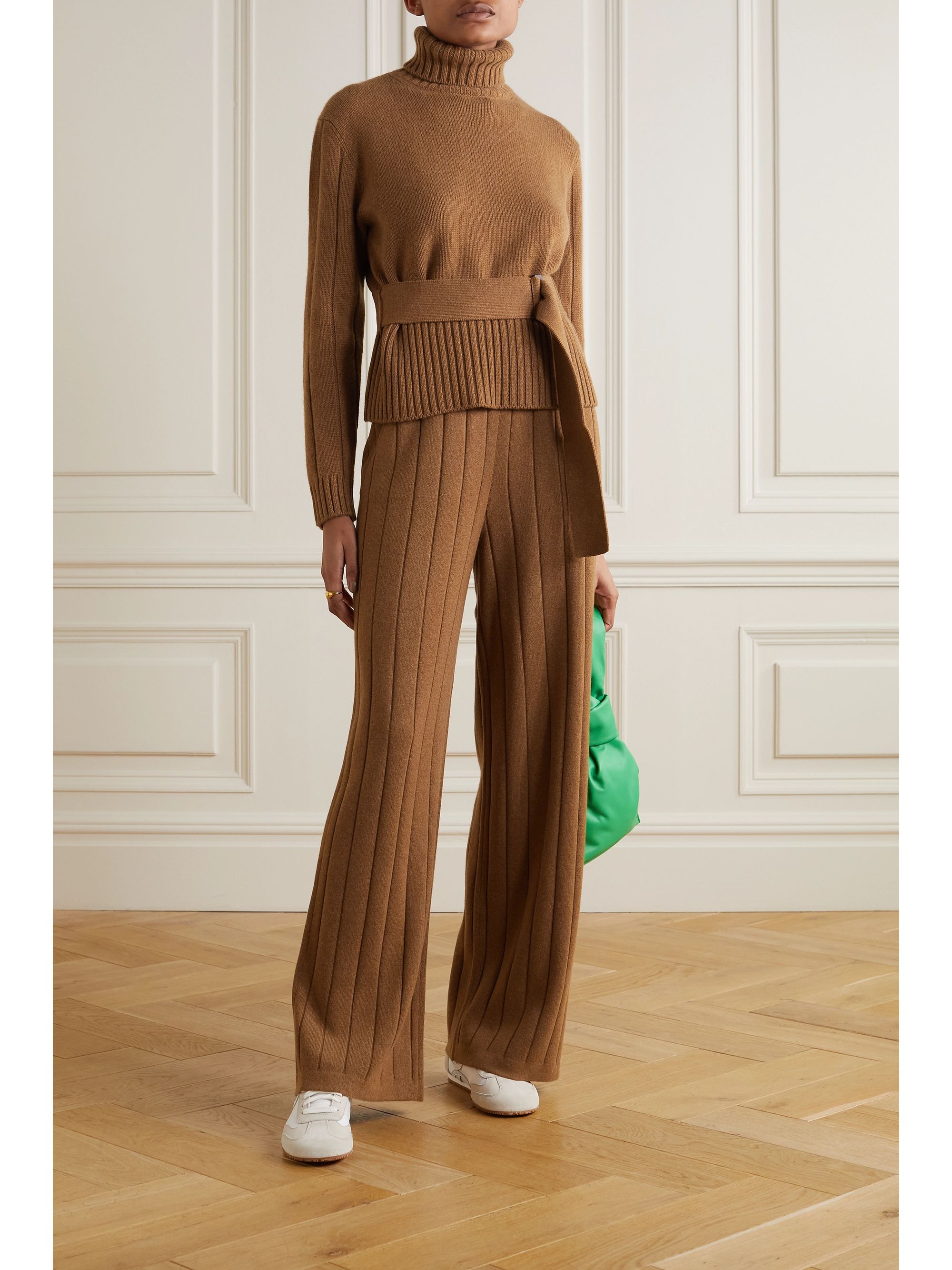 The Best Cashmere Brands of All Time: The Ultimate Guide 2025 ...