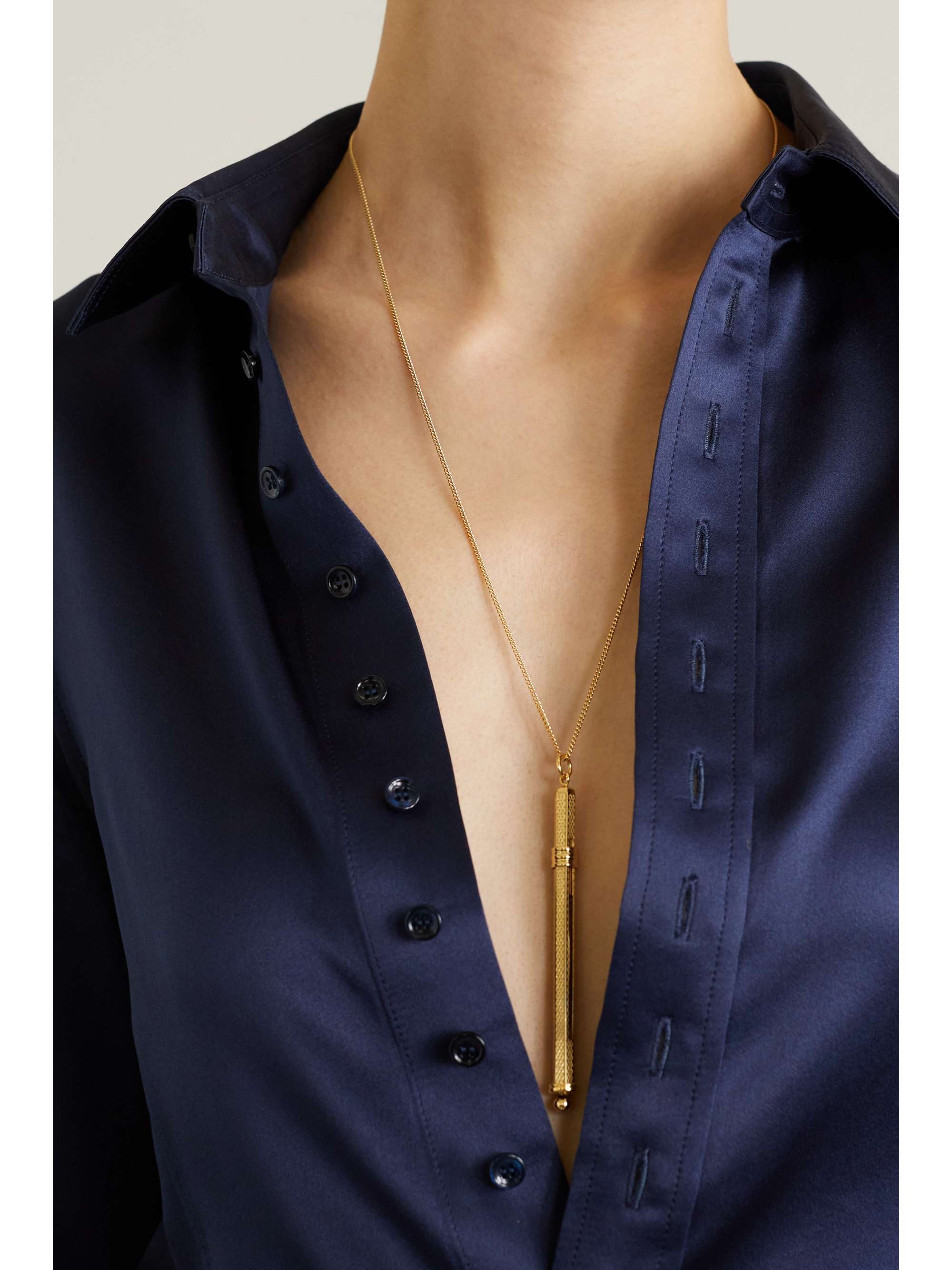 Gold tone necklace gold One Size