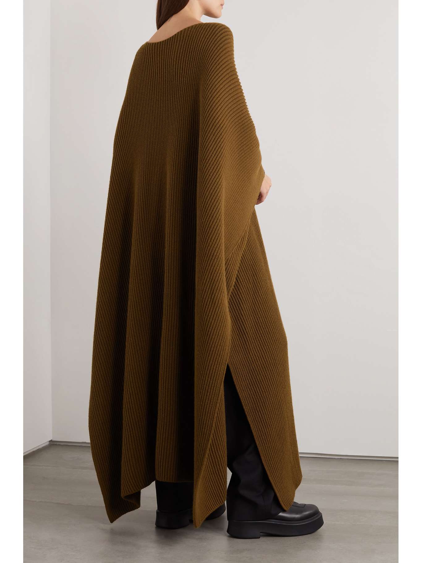THE ROW Roman ribbed cashmere poncho | NET-A-PORTER