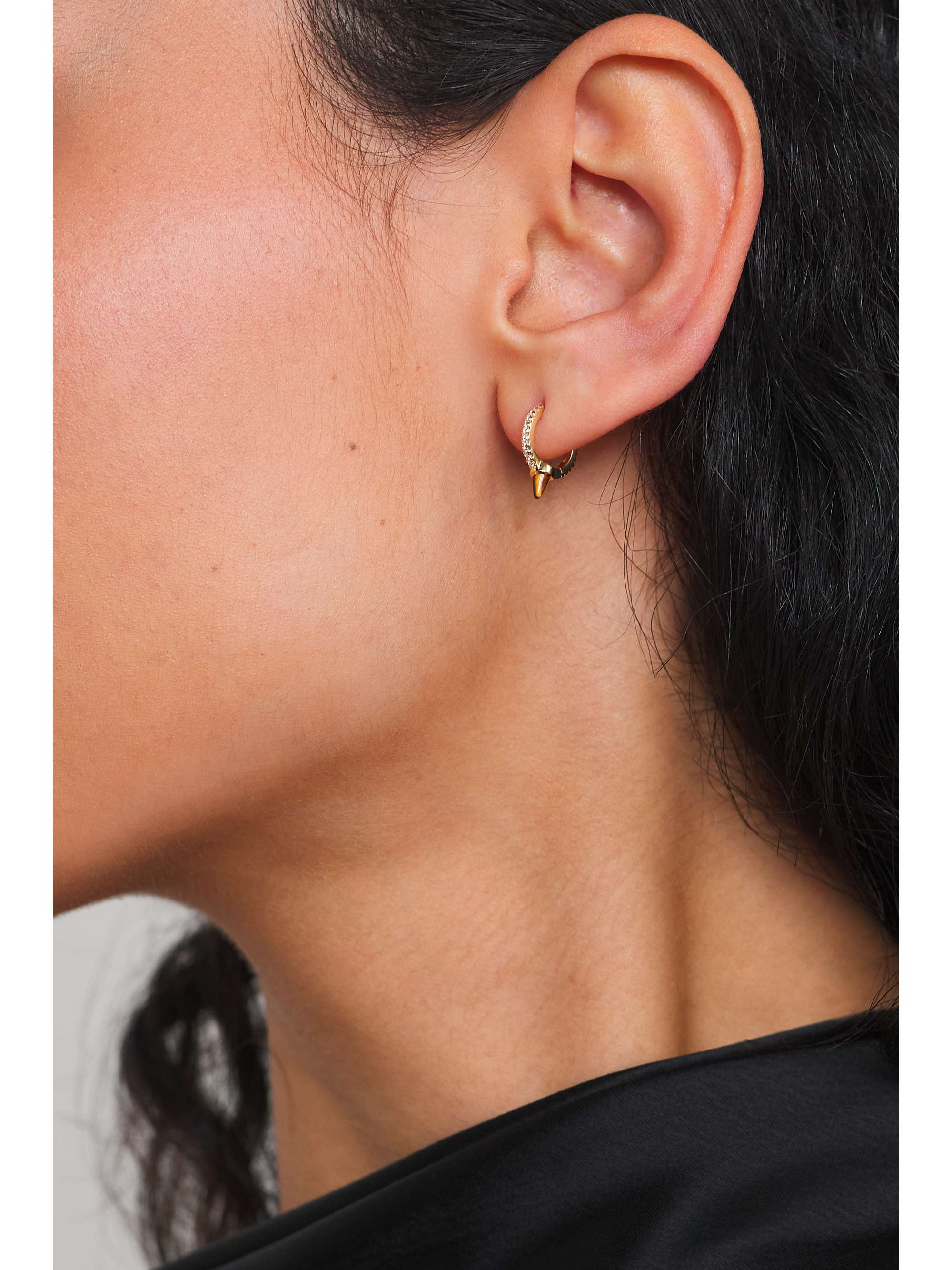 MARIA TASH 8mm 18-karat gold, tiger's eye and diamond single hoop ...