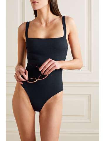 Vacation, travel and airport women outfit | NET-A-PORTER