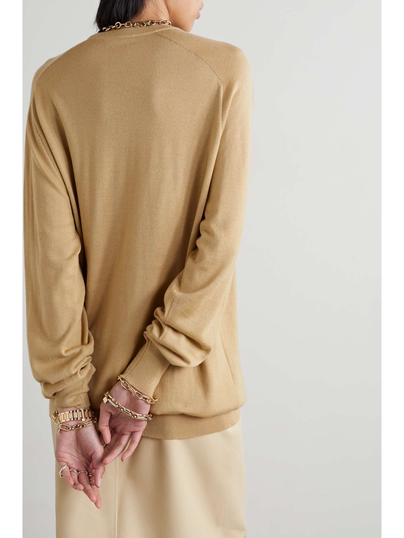 THE ROW Tana cashmere sweater | NET-A-PORTER