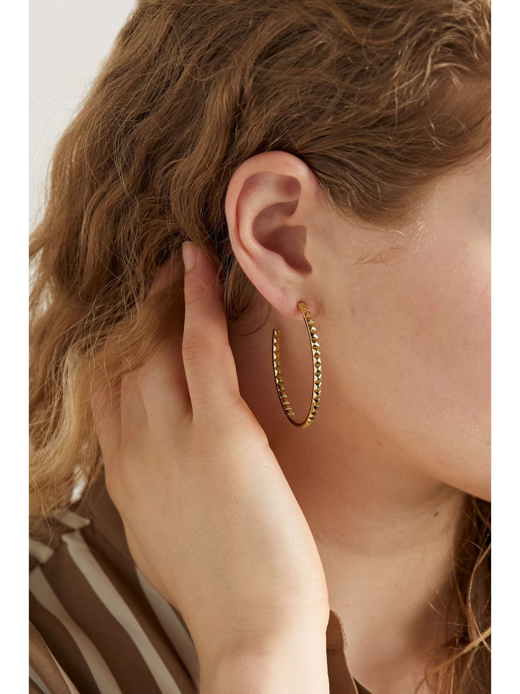 JENNIFER MEYER Medium Square 18 karat gold hoop earrings NET A PORTER