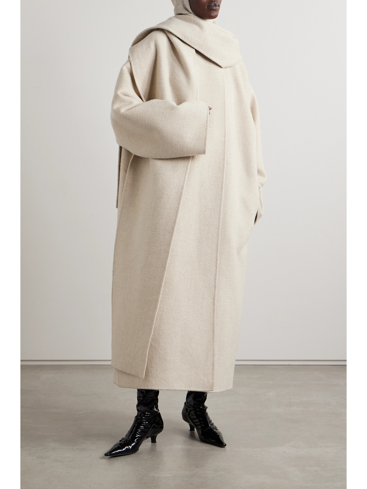 The Row Notte Scarf-detailed Cashmere Coat In Ivory | ModeSens