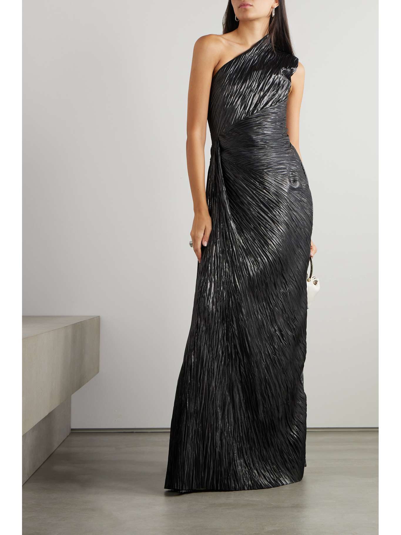 RALPH LAUREN COLLECTION Hadlea one-shoulder pleated metallic silk ...