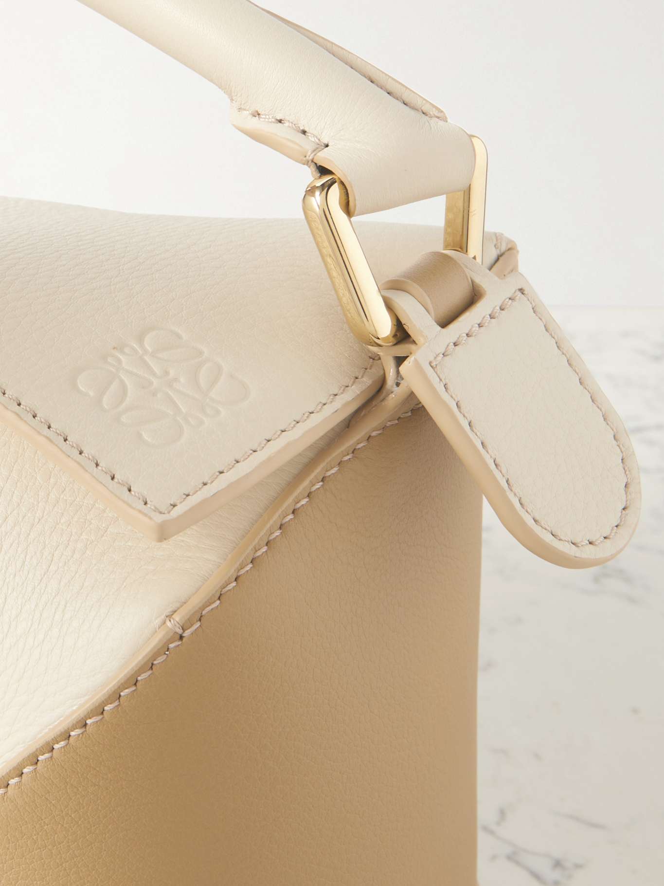 LOEWE Puzzle Edge small color-block textured-leather shoulder bag | NET ...