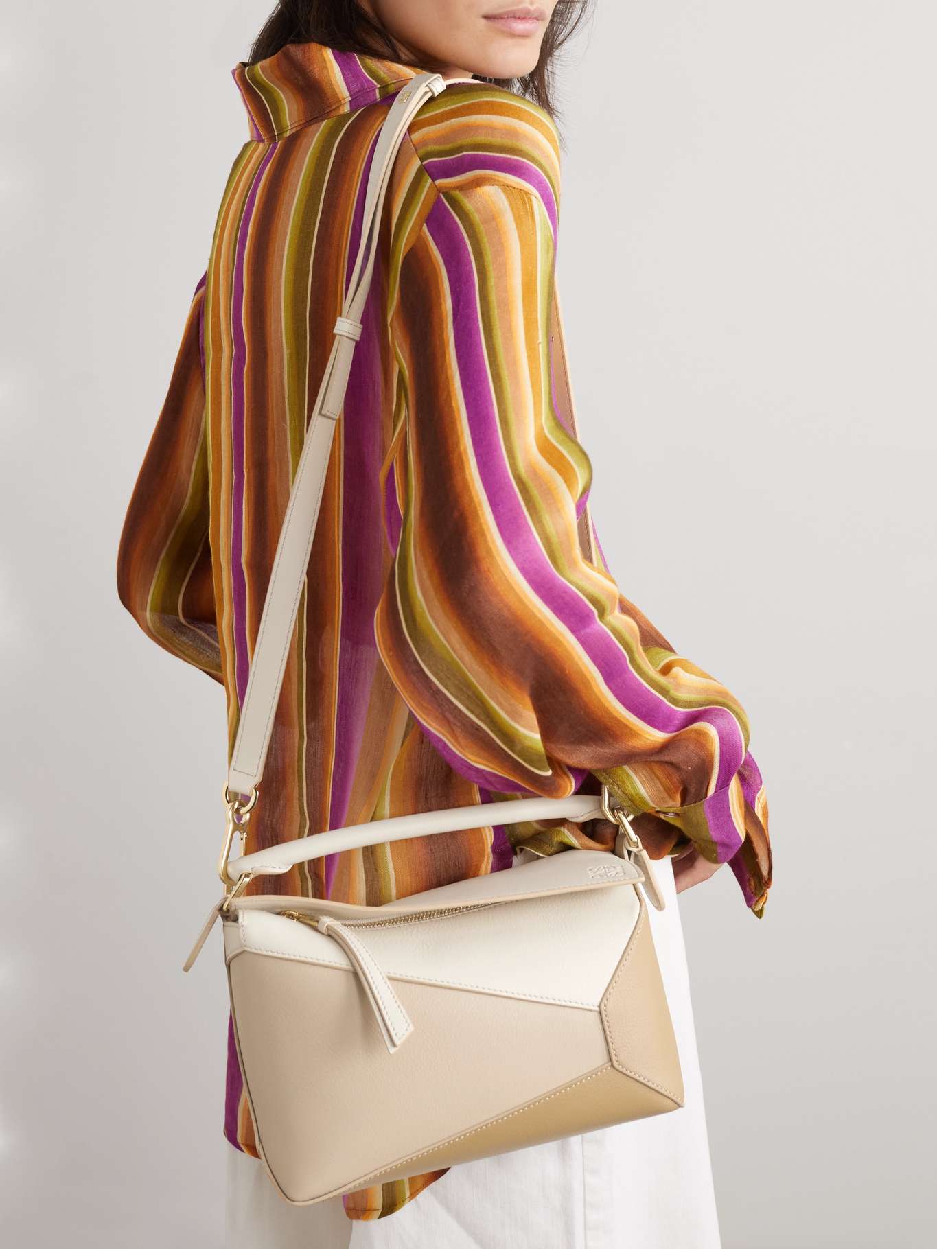 LOEWE Puzzle Edge small color-block textured-leather shoulder bag | NET ...