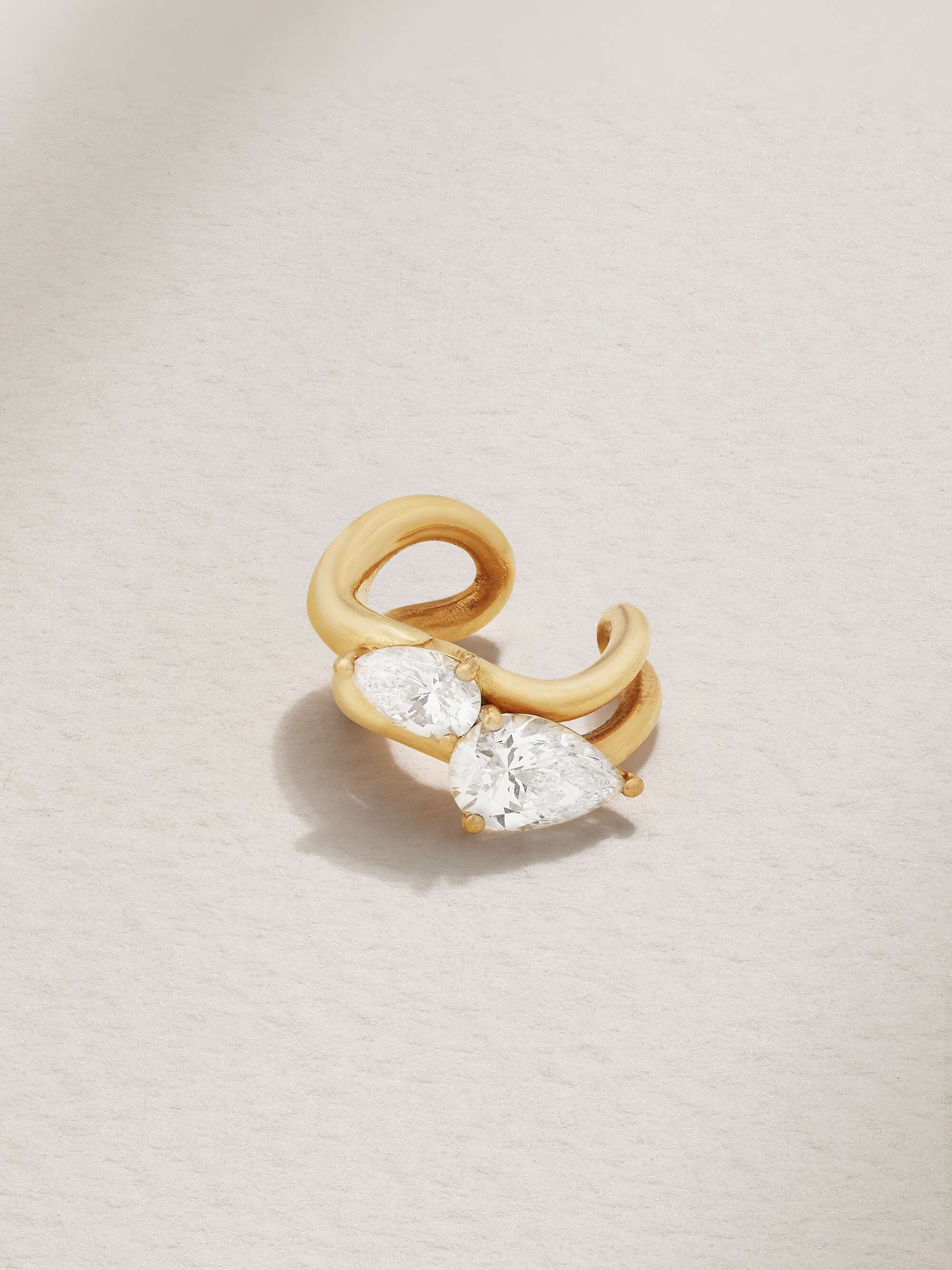KIMAÏ Dolla 18-karat recycled gold laboratory-grown diamond ear cuff ...
