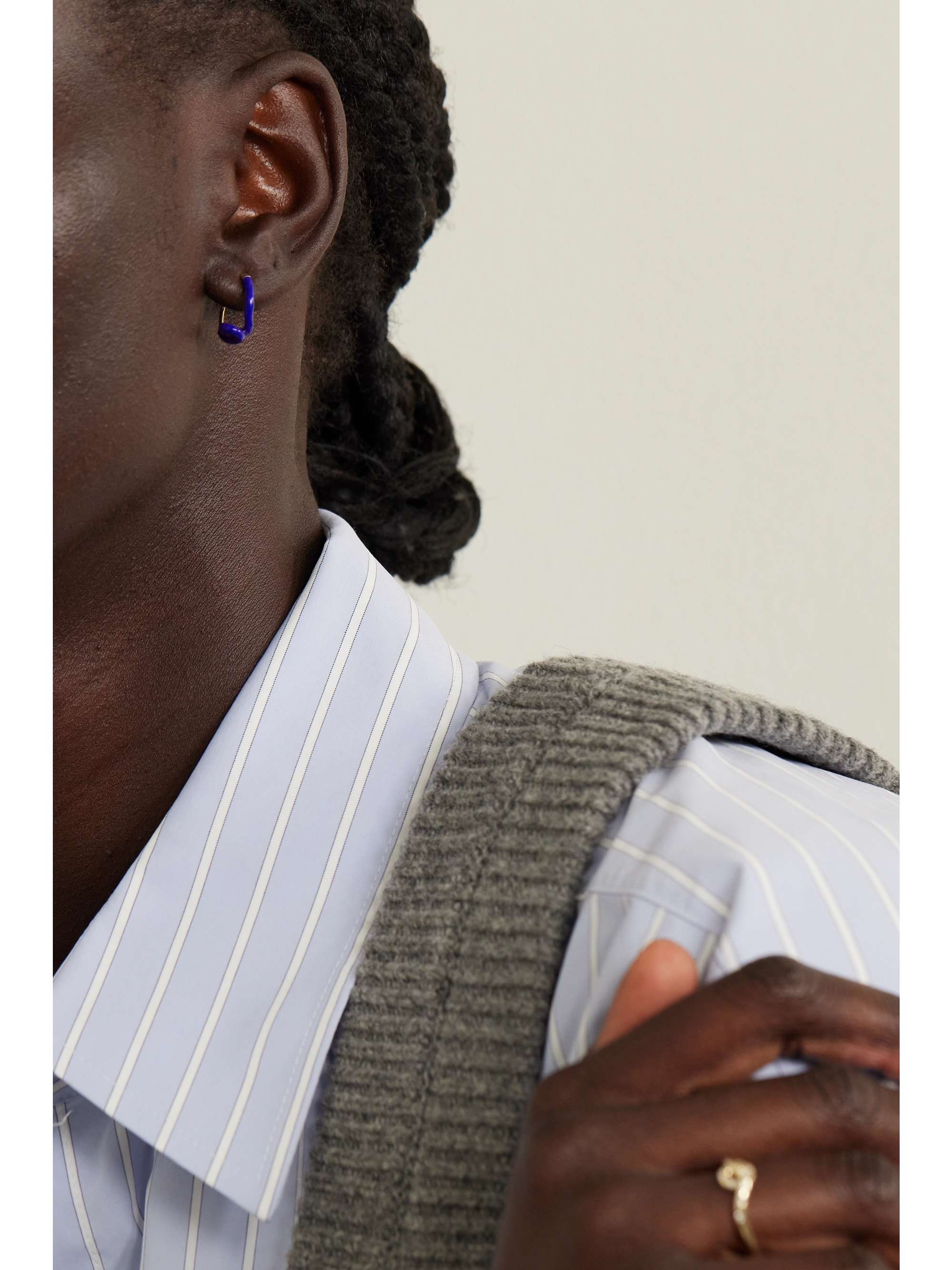 BEA BONGIASCA Single Wave 9-karat gold and enamel earrings | NET-A-PORTER