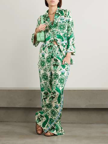 Vacation, travel and airport women outfit | NET-A-PORTER