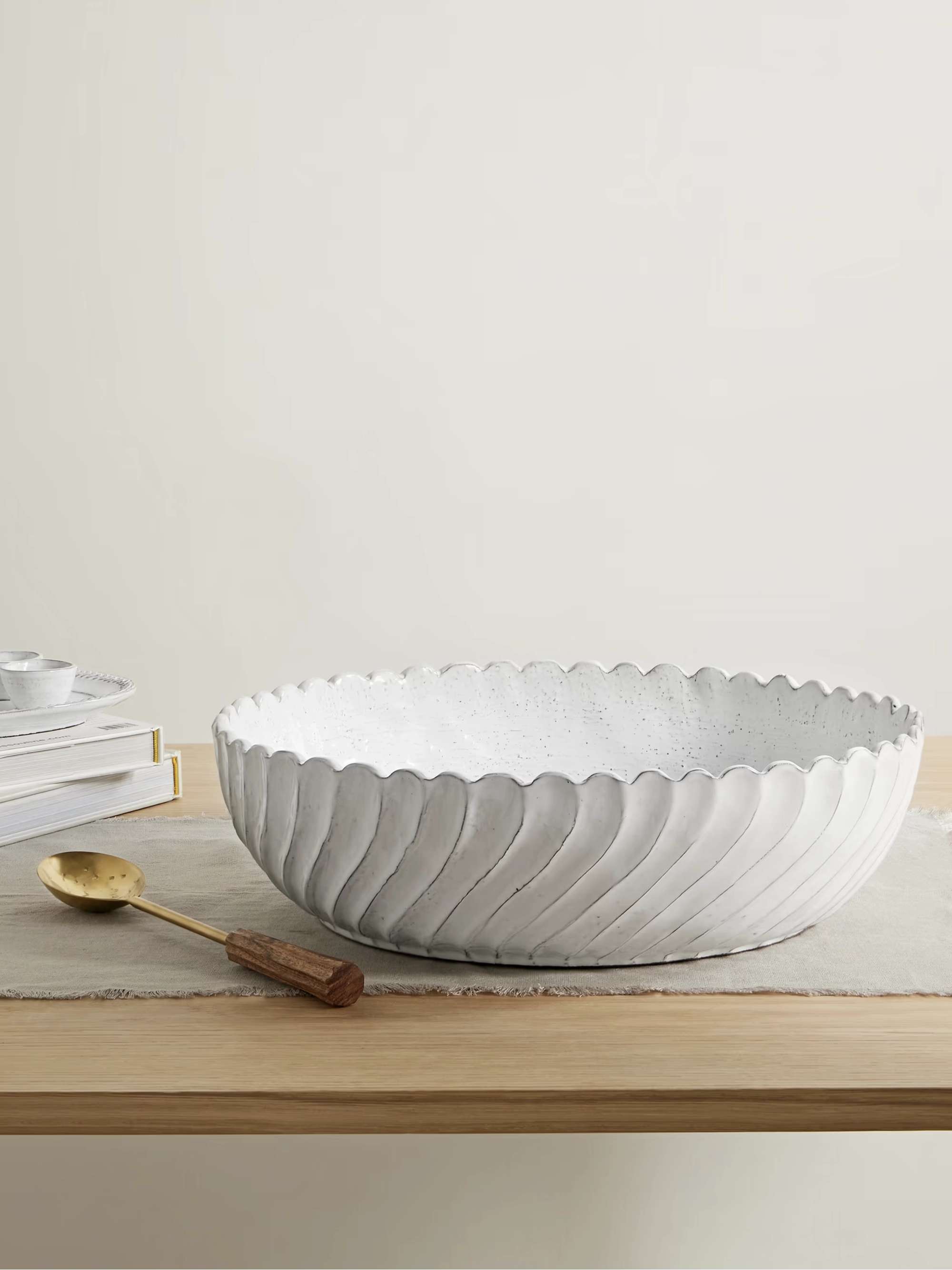 SOHO HOME Hillcrest 42cm glazed stoneware serving bowl | NET-A-PORTER