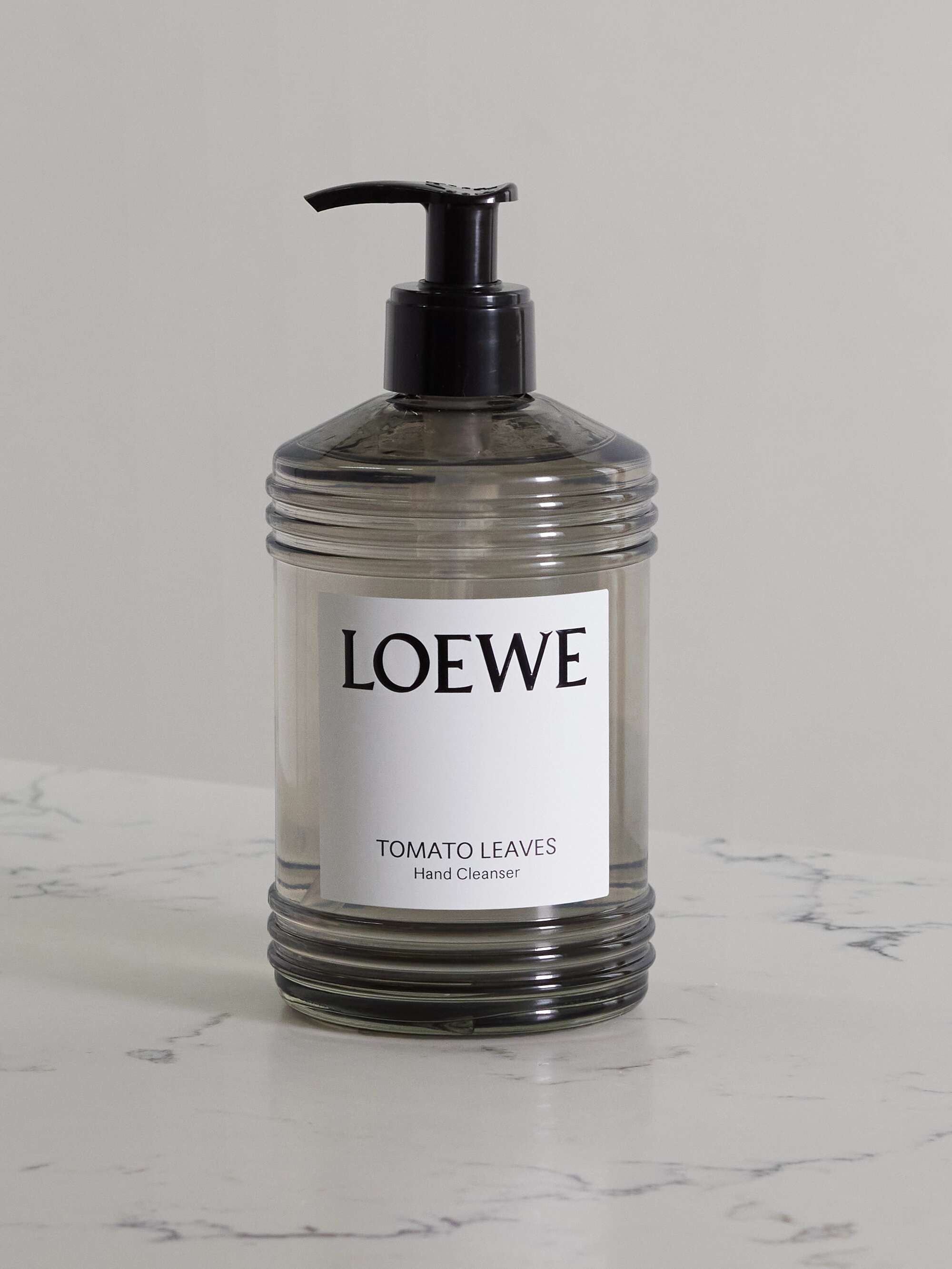 LOEWE PERFUMES Hand Cleanser - Tomato Leaves, 360ml | NET-A-PORTER
