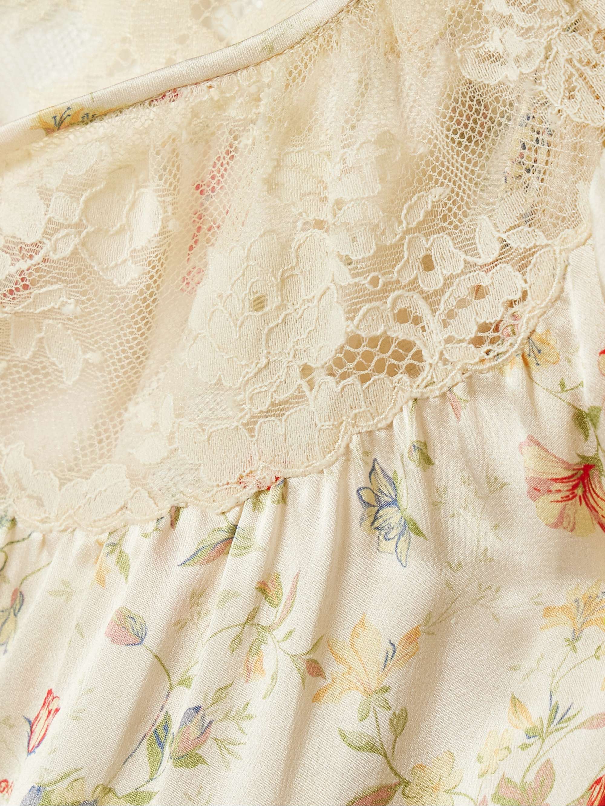 DÔEN Camri corded lace-trimmed floral-print silk-satin top | NET-A-PORTER