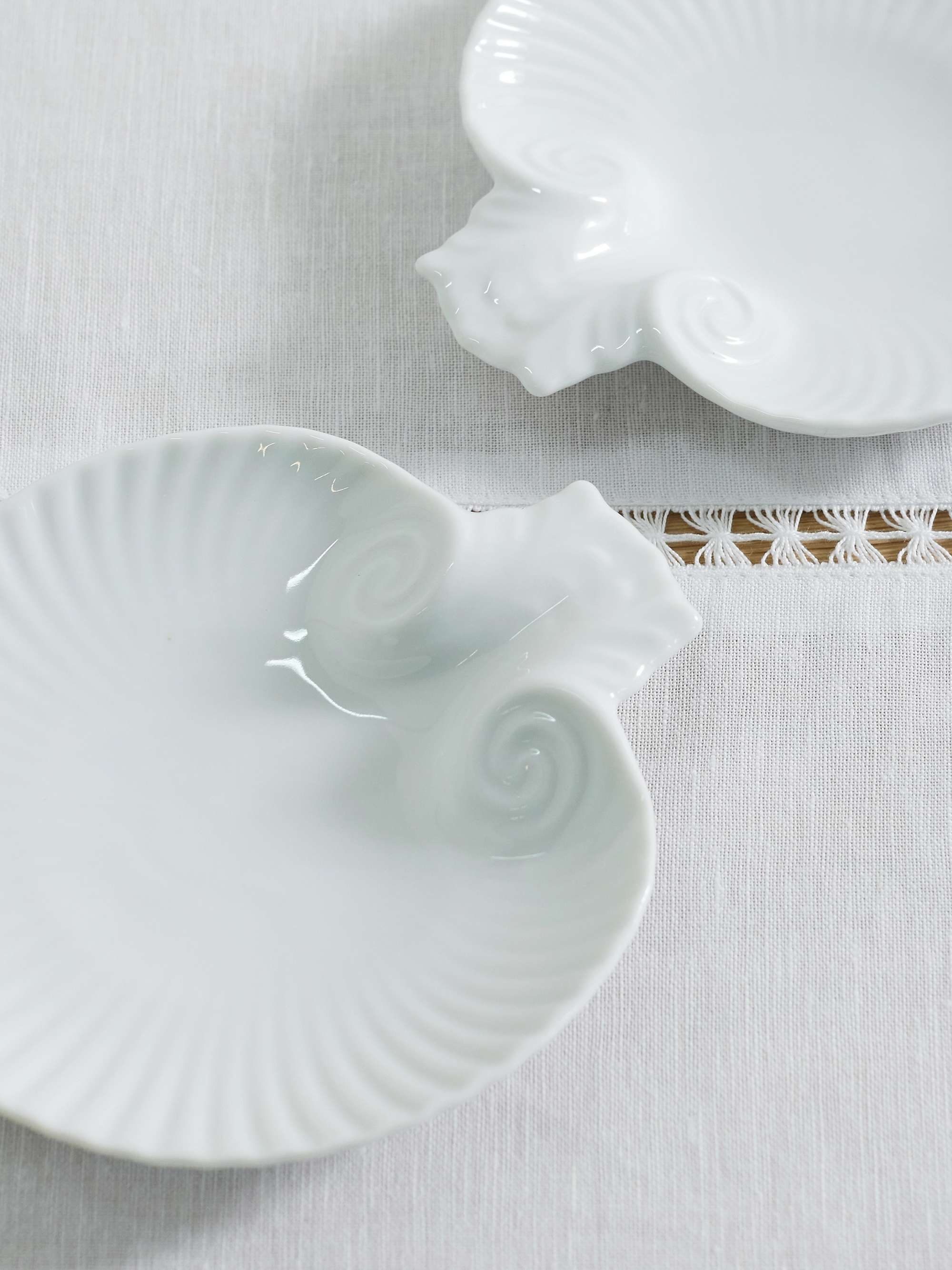 GOHAR WORLD Shell set of two porcelain plates | NET-A-PORTER