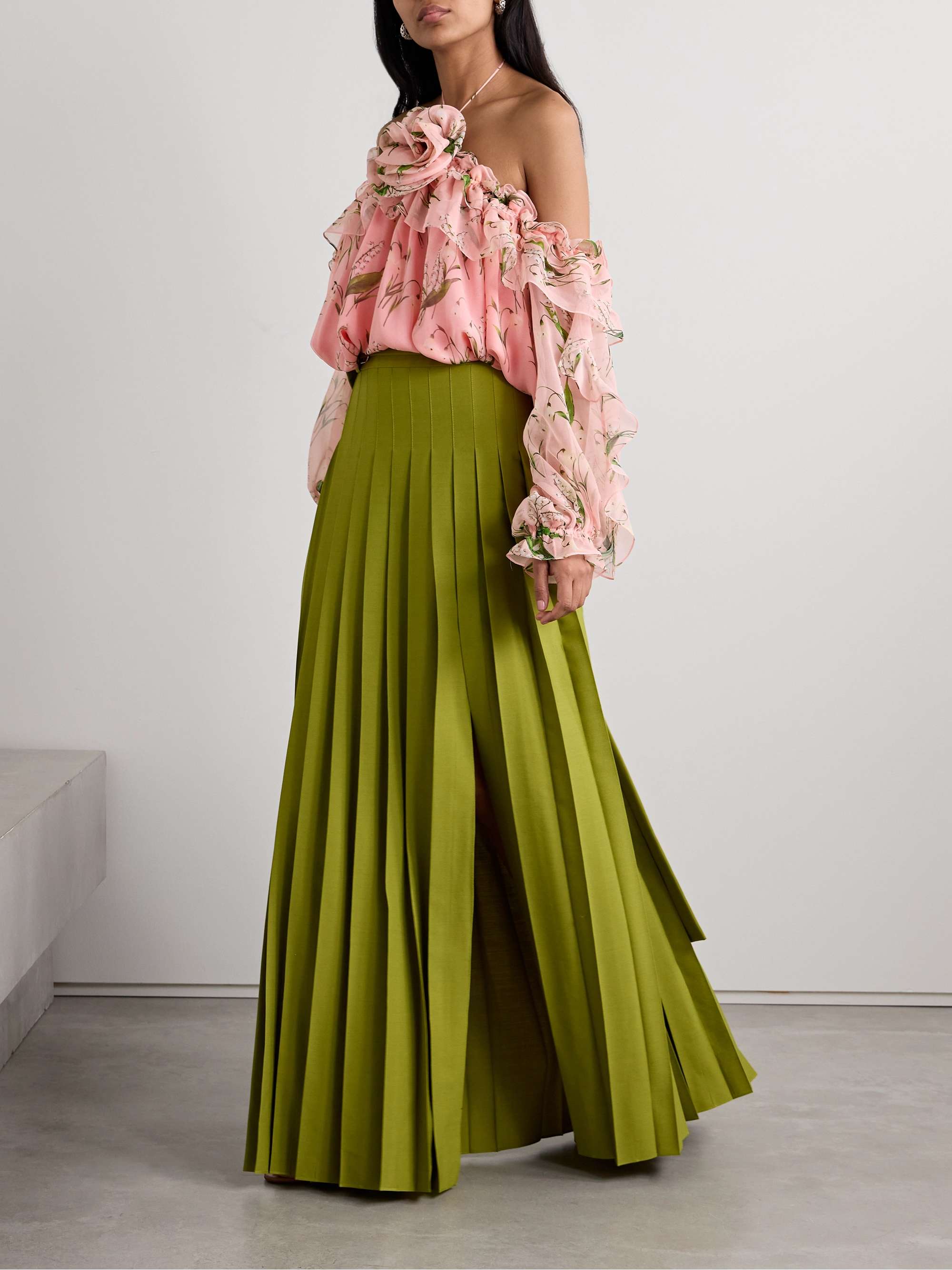 CAROLINA HERRERA Ruffled appliquéd floral-print georgette halterneck ...