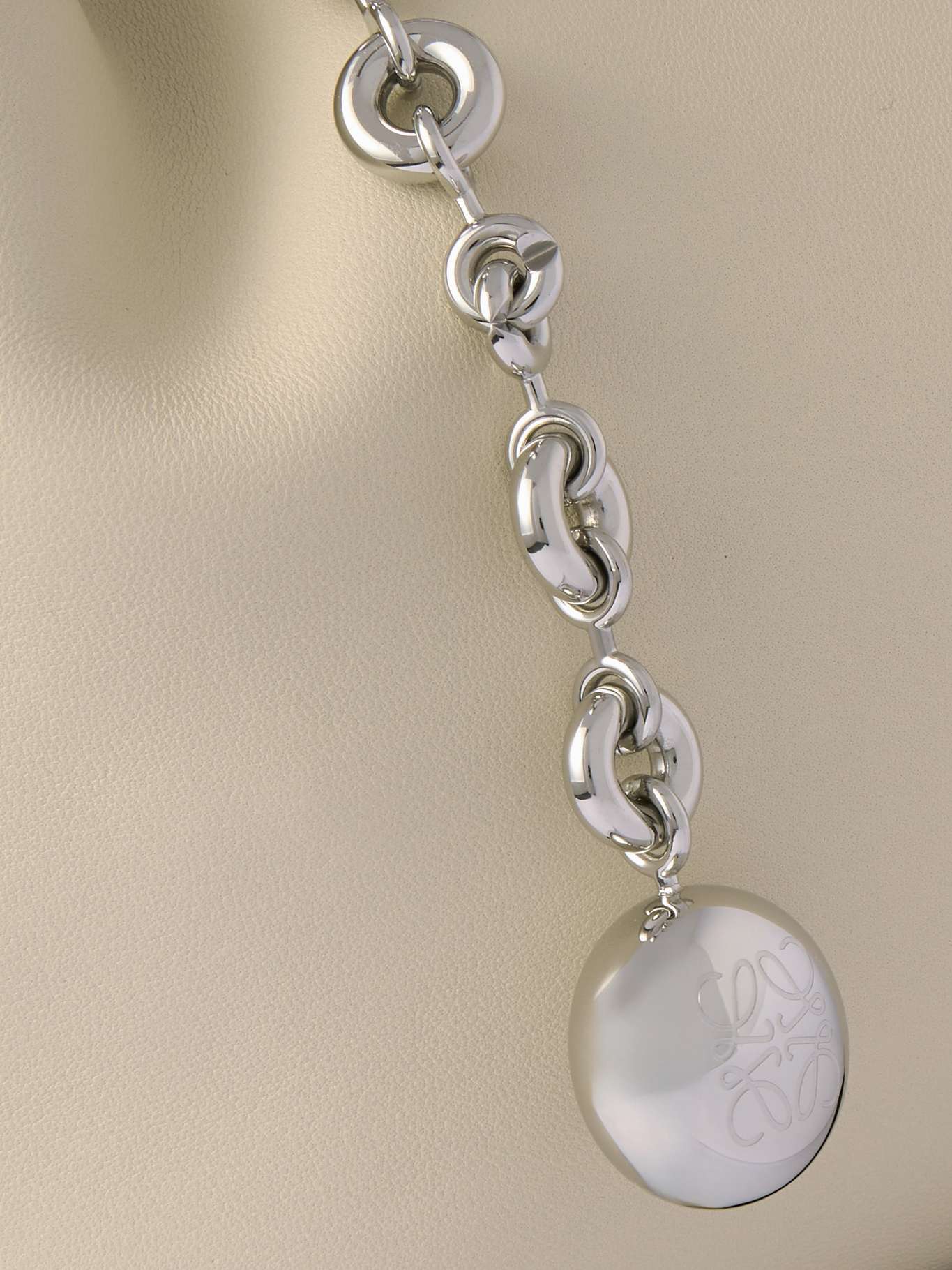 LOEWE Squeeze small chain-embellished gathered leather shoulder bag ...