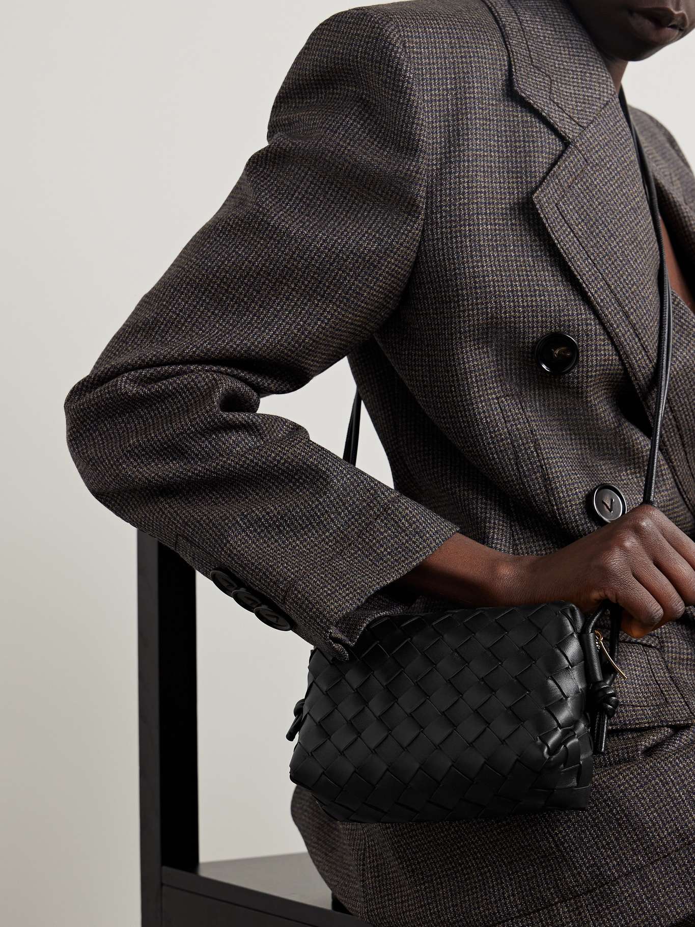 BOTTEGA VENETA Loop mini intrecciato leather shoulder bag | NET-A-PORTER