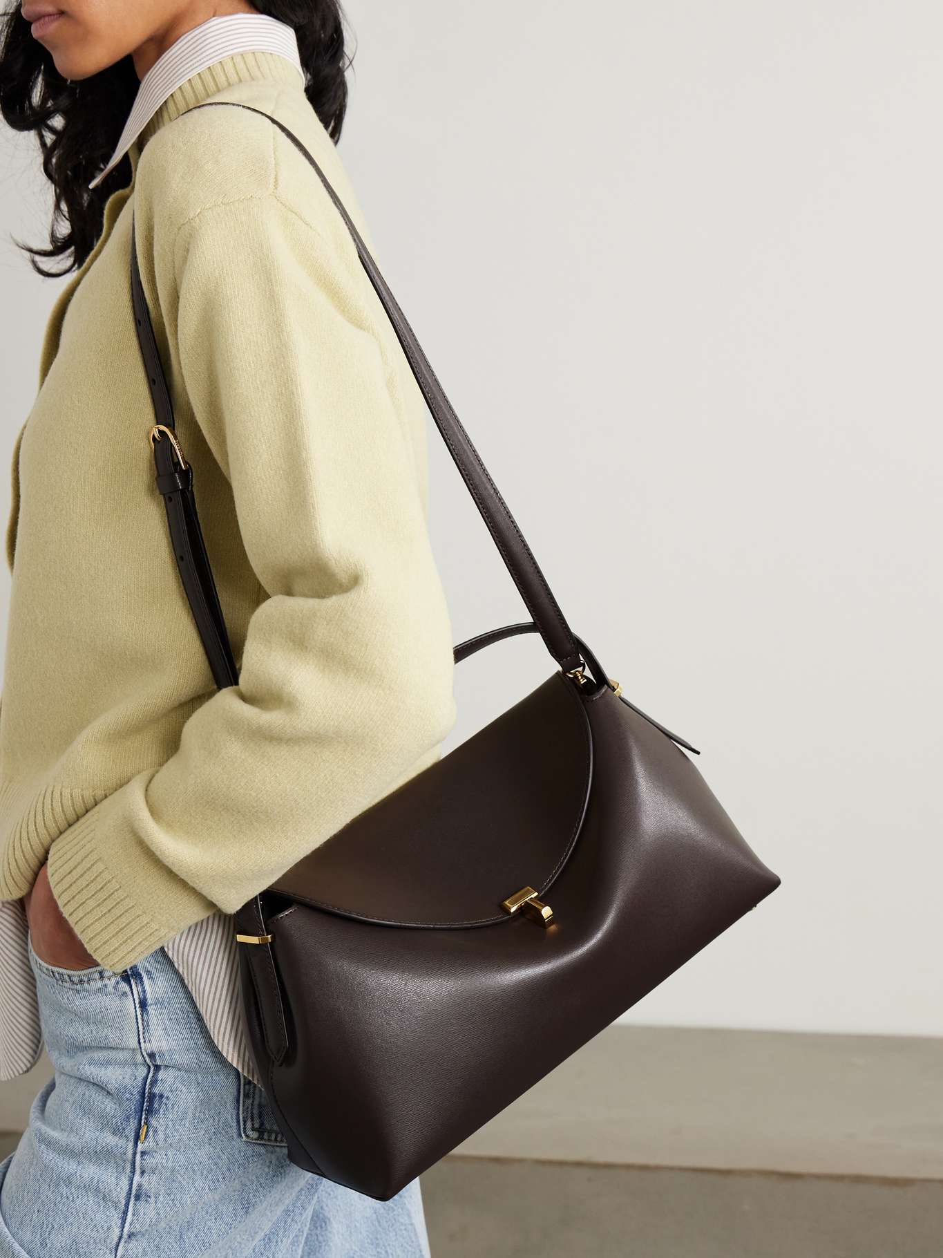 TOTEME T-Lock leather shoulder bag | NET-A-PORTER