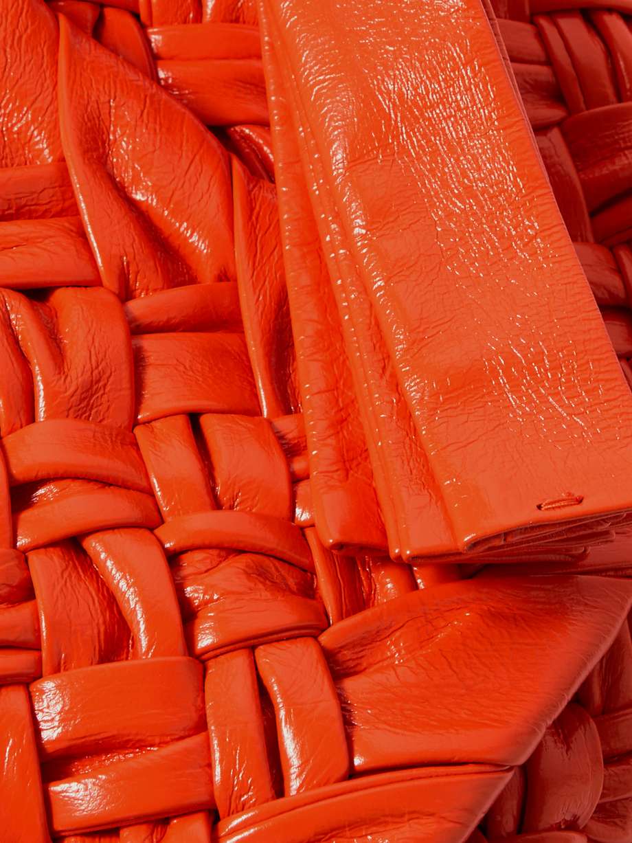 BOTTEGA VENETA Kalimero Città gathered intrecciato leather shoulder bag ...