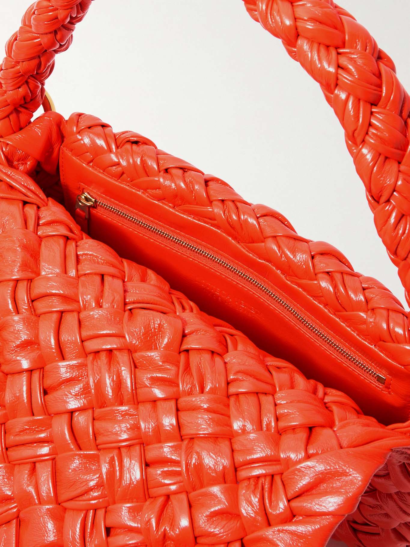 BOTTEGA VENETA Kalimero Città gathered intrecciato leather shoulder bag ...