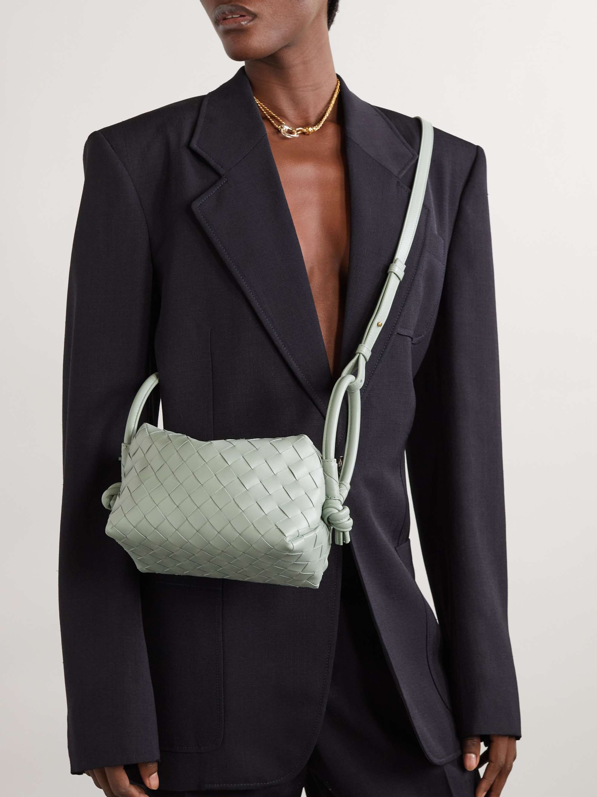 BOTTEGA VENETA Loop intrecciato leather shoulder bag | NET-A-PORTER