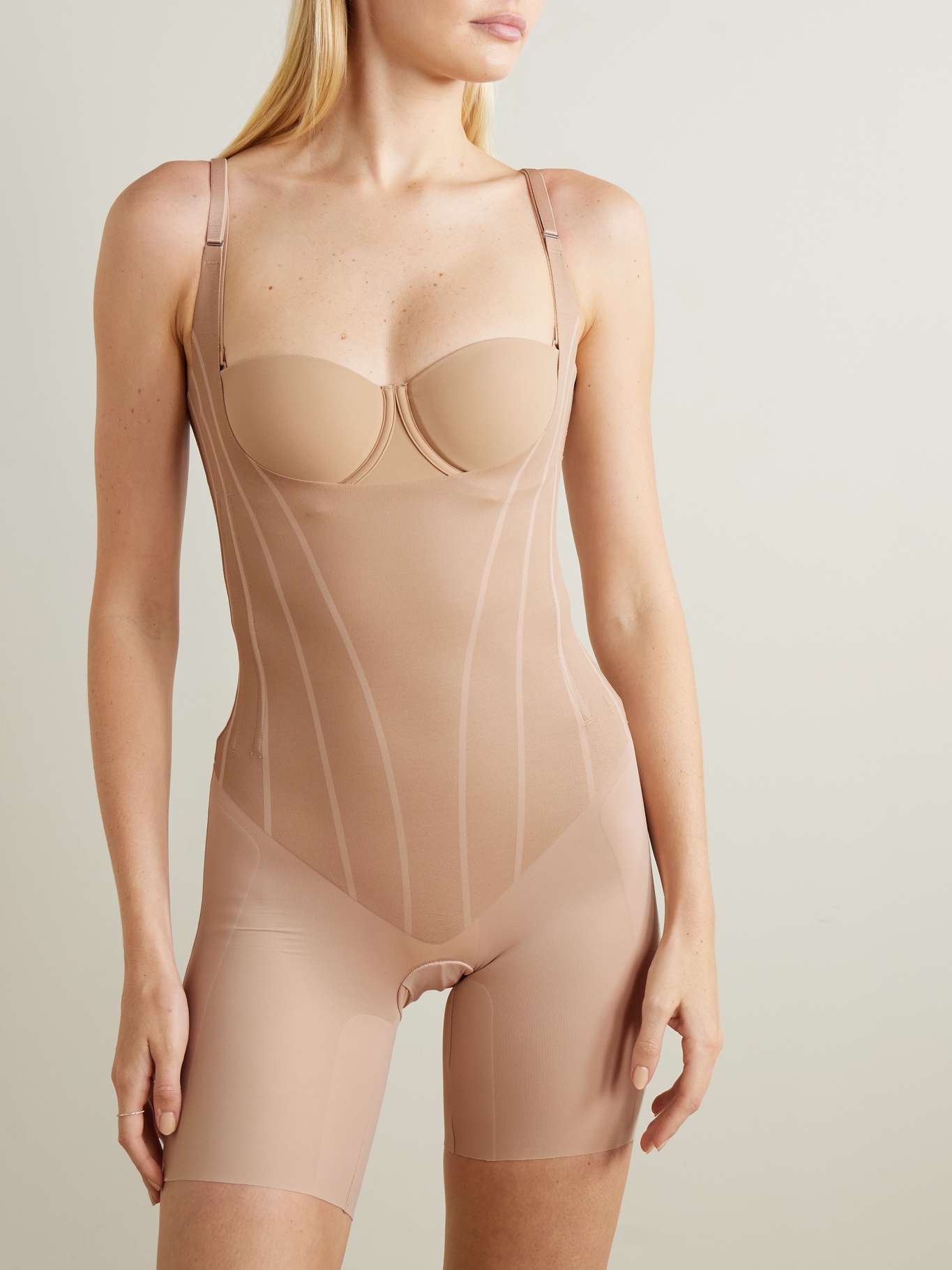 SPANX SPANXsupersculpt™ TotalContour Open-Bust Mid-Thigh bodysuit | NET-A-PORTER