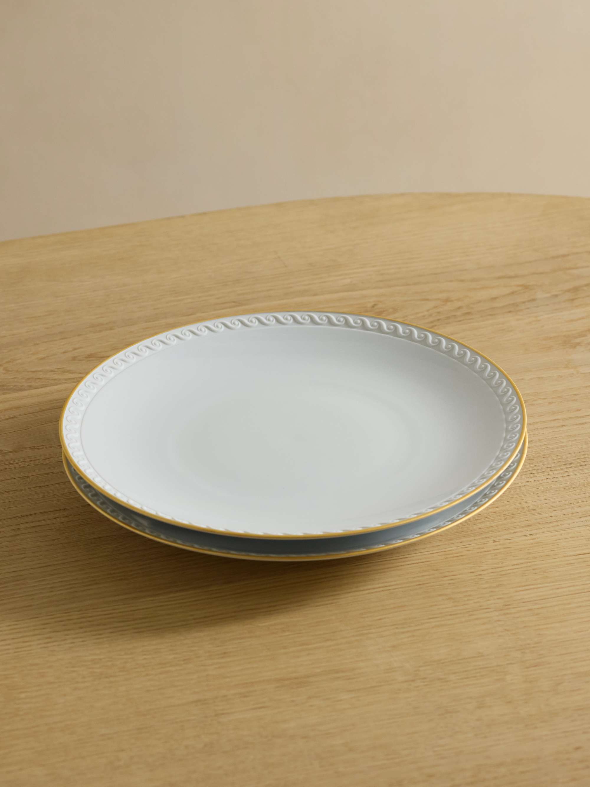 L'OBJET Neptune set of two gold-plated porcelain dinner plates | NET-A ...