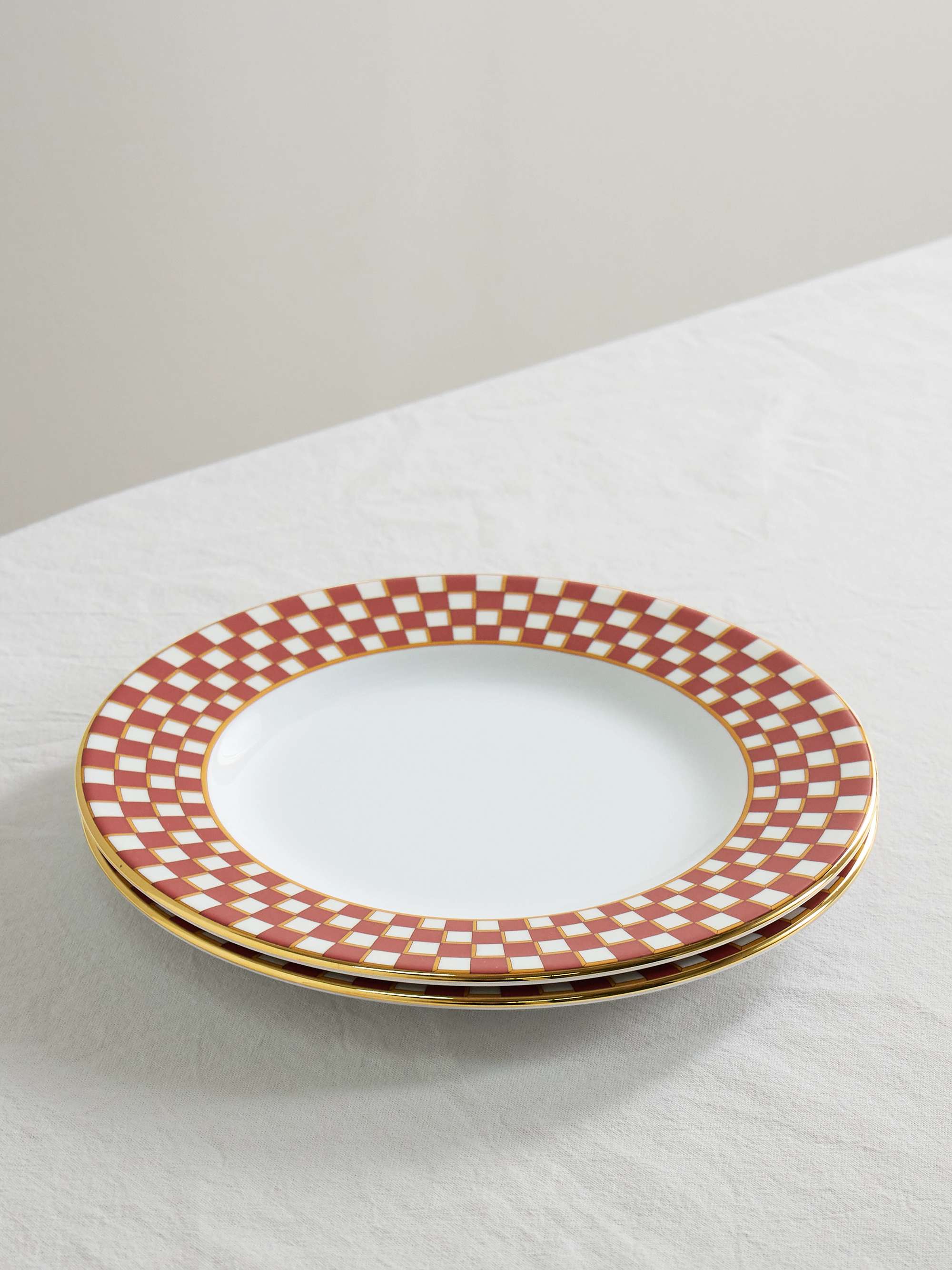 LA DOUBLEJ Set of two gold-plated porcelain dinner plates | NET-A-PORTER