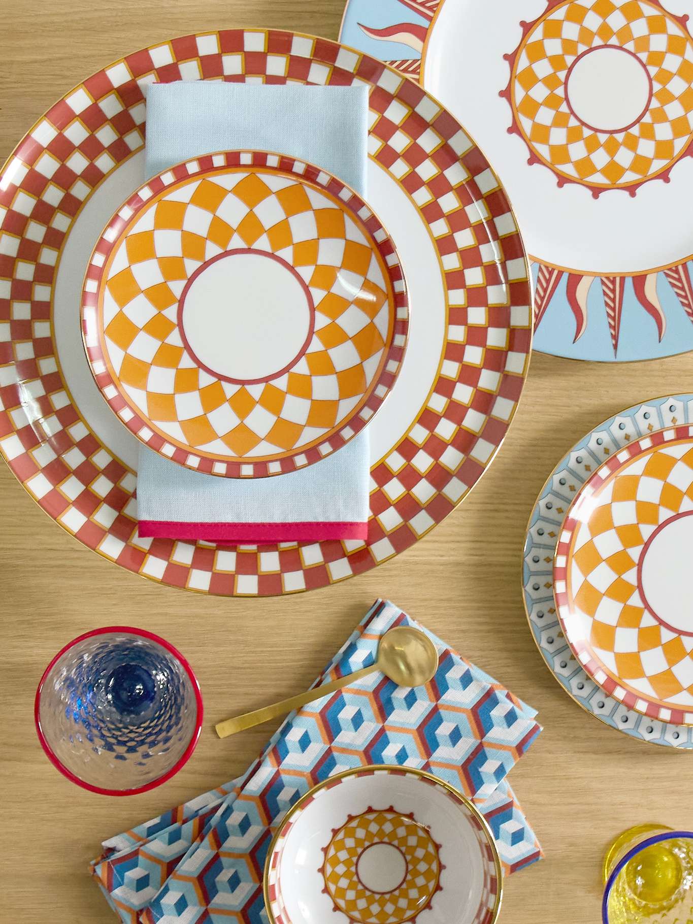 LA DOUBLEJ Set of two gold-plated porcelain side plates | NET-A-PORTER