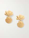CHLOÉ Shell gold-tone clip earrings | NET-A-PORTER
