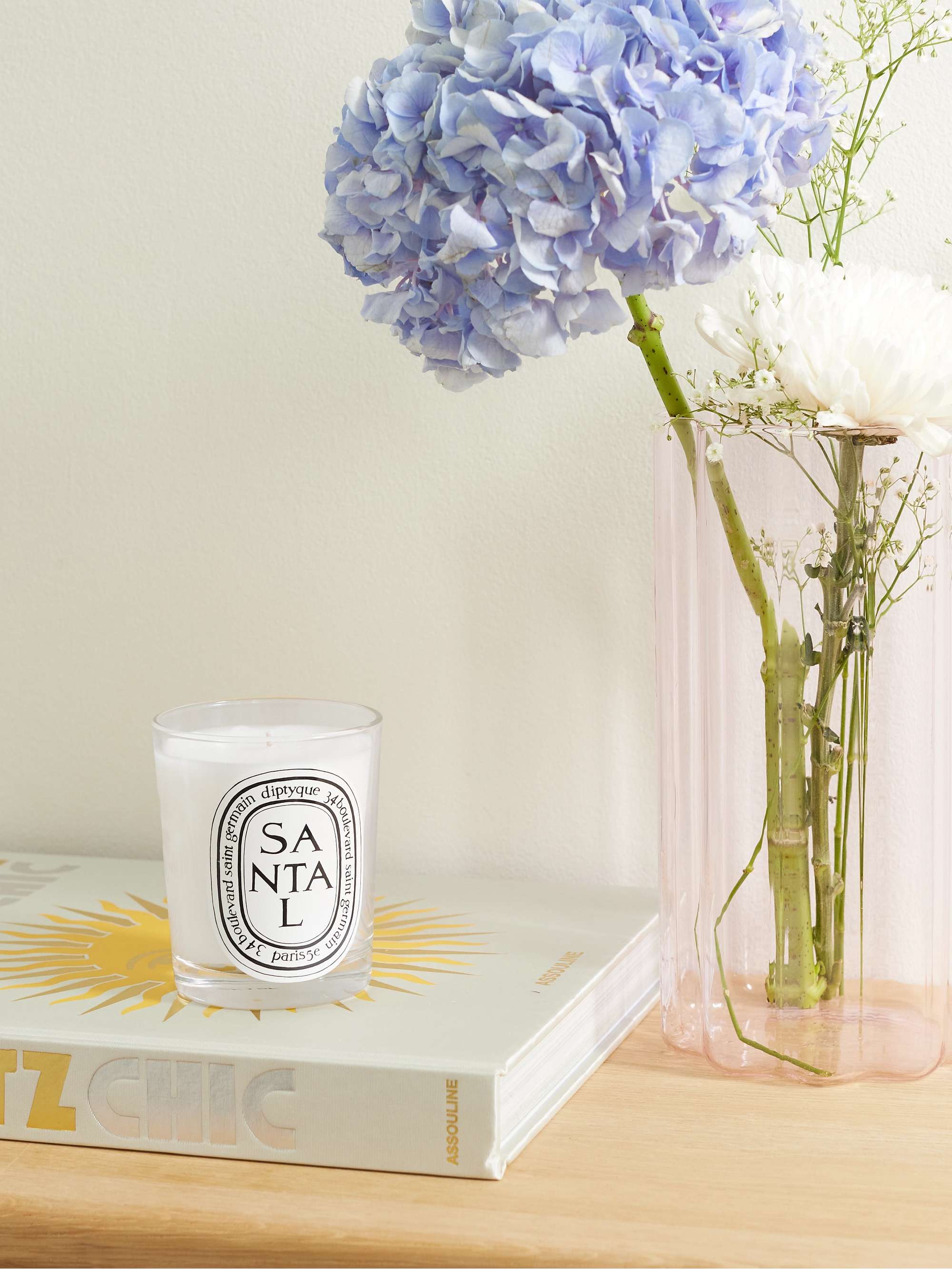 DIPTYQUE Santal scented candle, 190g | NET-A-PORTER