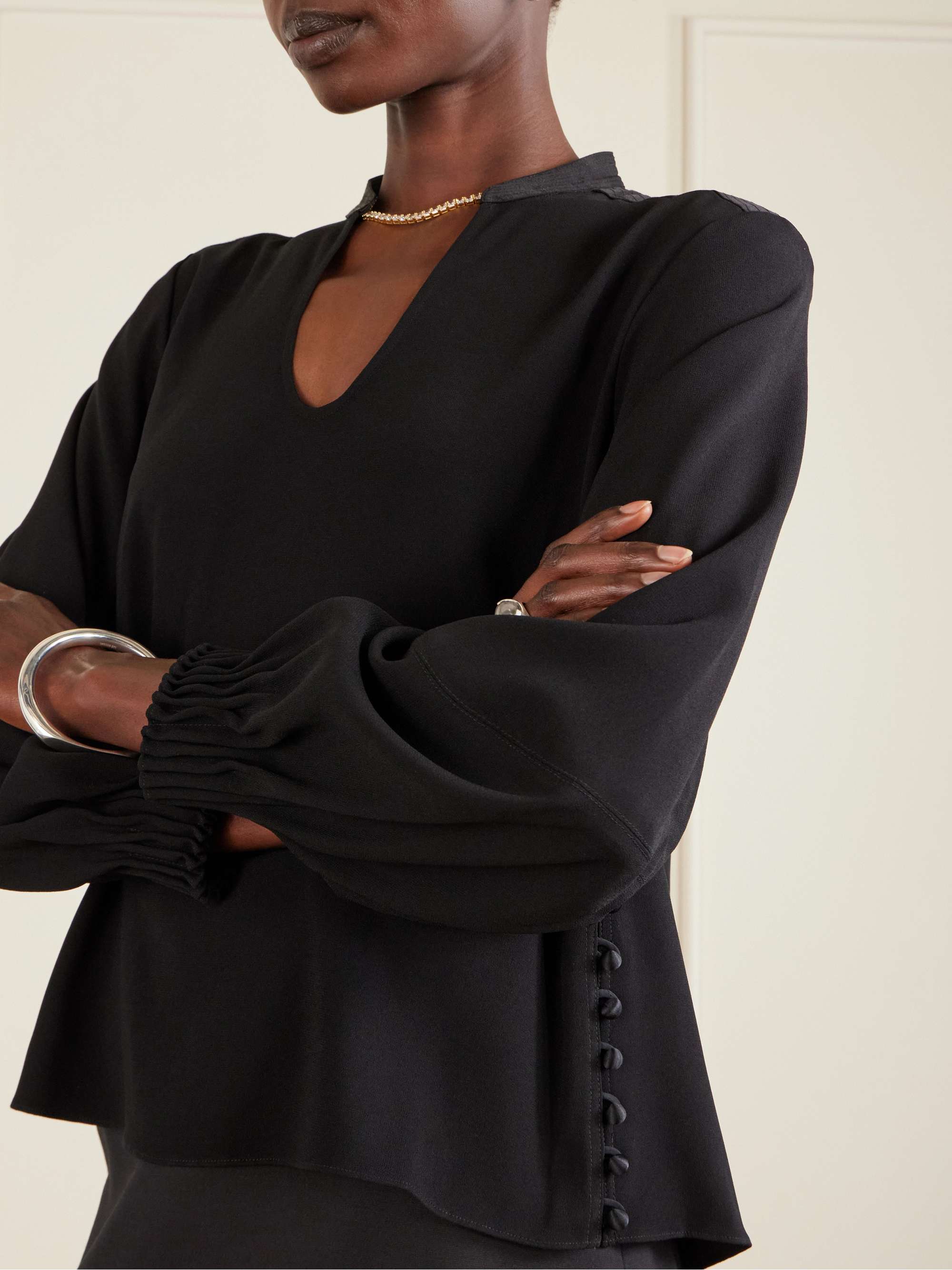 LA LIGNE Francine button-detailed crepe blouse | NET-A-PORTER