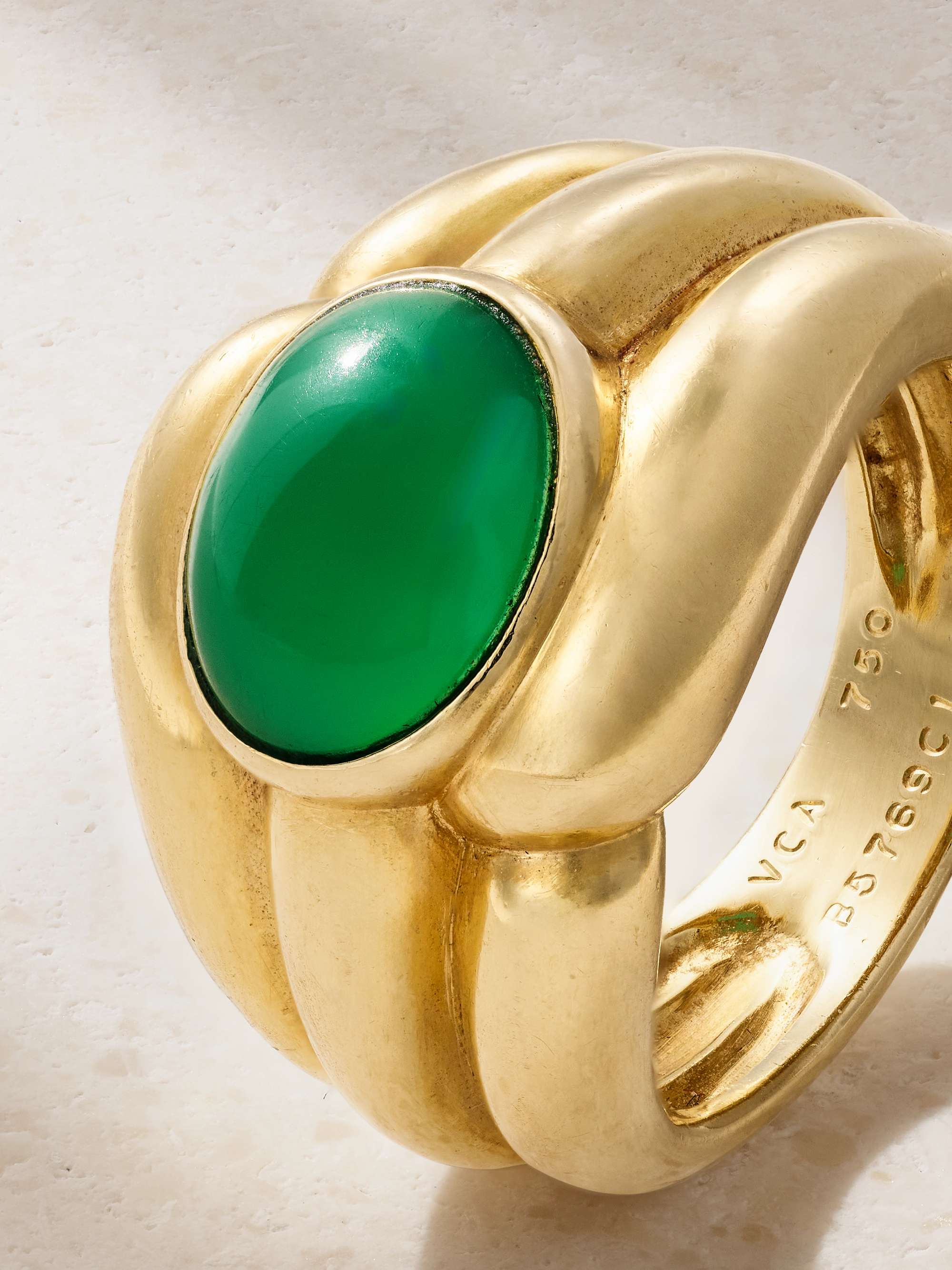 STEPHANIE WINDSOR + Van Cleef & Arpels vintage 1980s gold chrysoprase ...