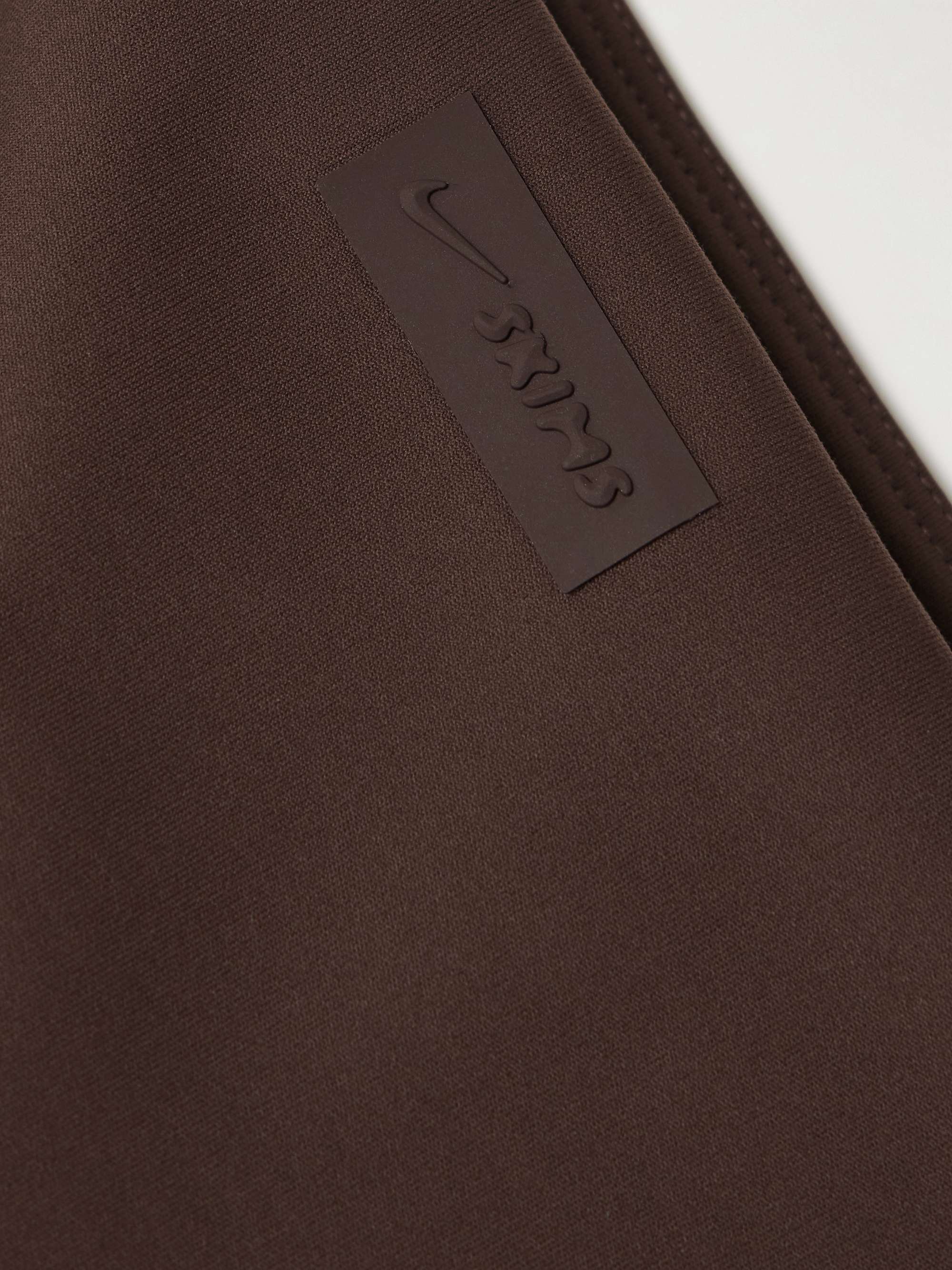 SKIMS + Nike V-line 26" Leggings - Dark Sepia | NET-A-PORTER