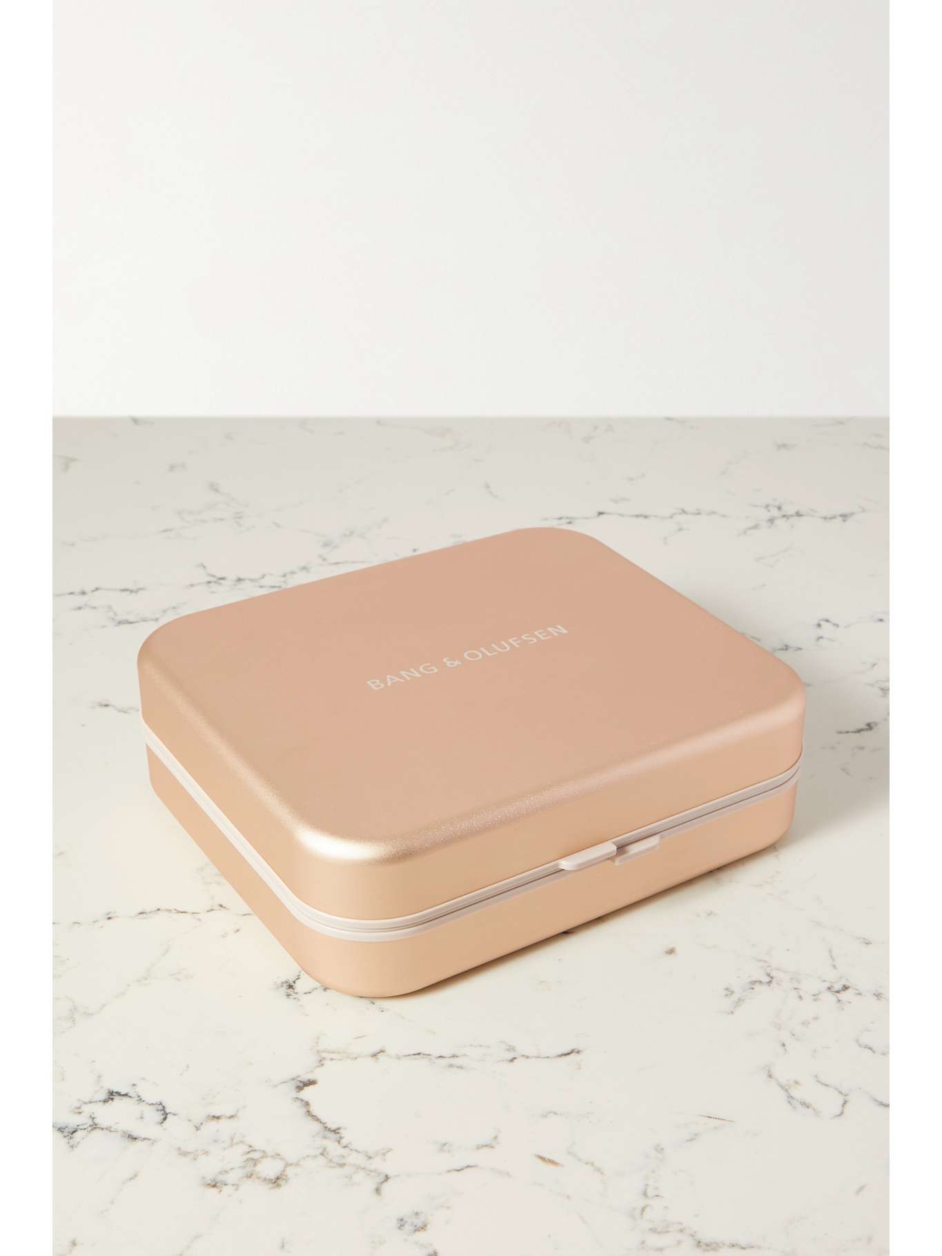 BANG & OLUFSEN Beoplay H95 wireless leather and gold-tone headphones ...